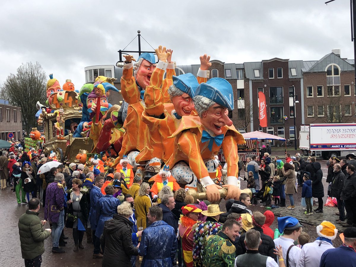 Andries Heidema on Twitter: "#CARNAVAL in @StadOldenzaal Wat een feest!! Ongelofelijk hoeveel ...