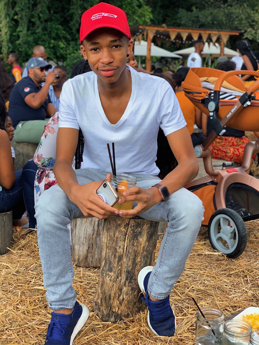 86 best Twitter @lasizwe images on Pholder | Will you be my girlfriend? 💍