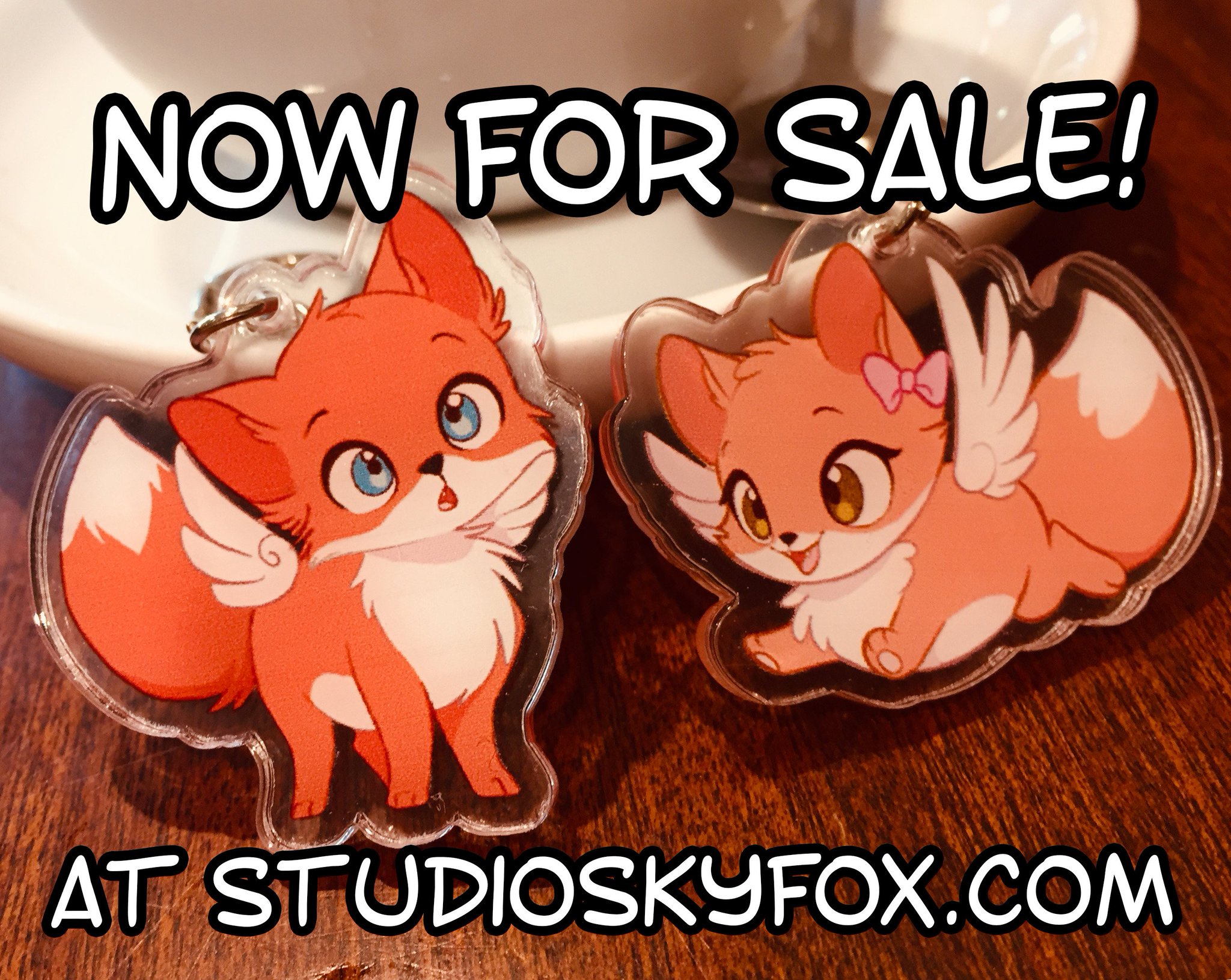 Daily Skyfox 🦊 on Twitter: "They are finally here! Skyfox and Skyvixie acrylic charms (and more ...