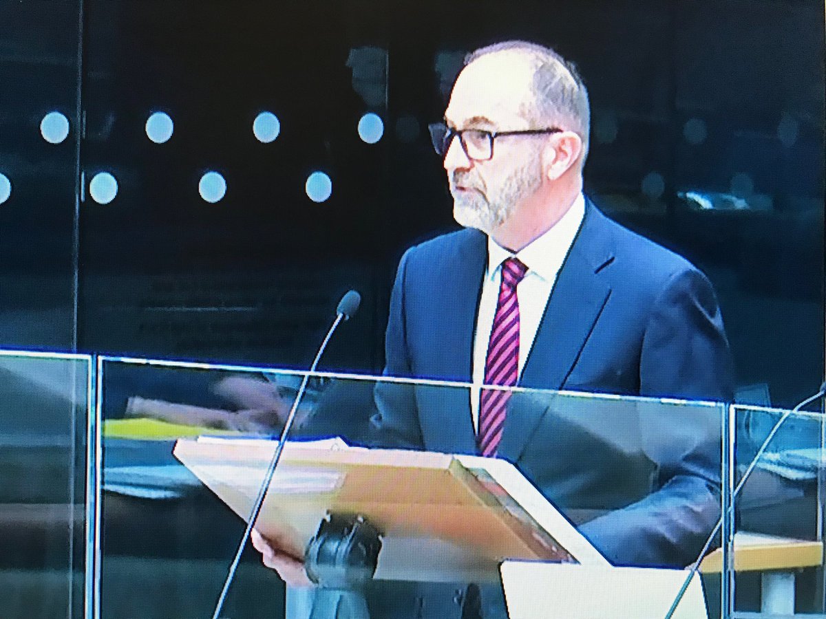 ⁦FlyYYC⁩ CEO Bob Sartor is giving yyccc the annual report from the ...