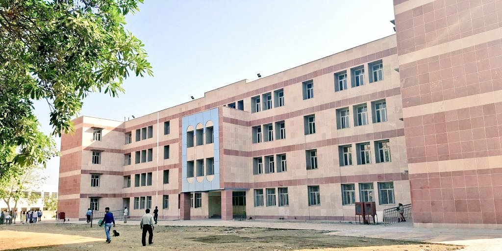 INFOBRARY: DIGITAL LIBRARY OF GBSSS HASTSAL: DIGITAL LIBRARIES