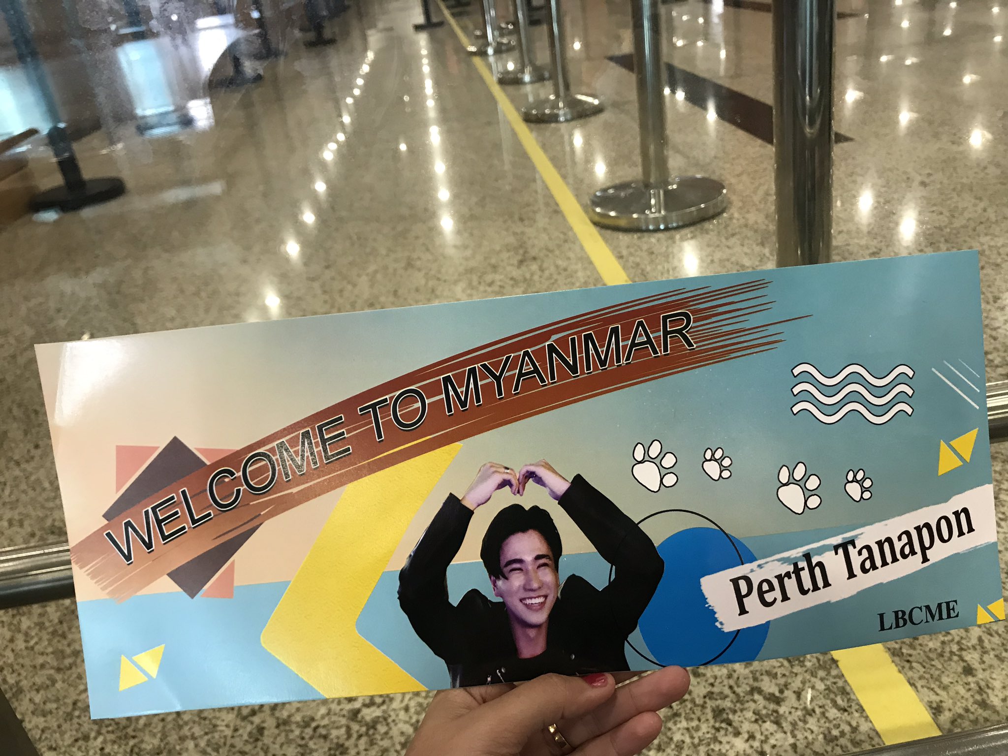 Infinity love for Perthppe on Twitter: "Waiting for baby 💕 Welcome to Myanmar 🐯 @perthppe # ...