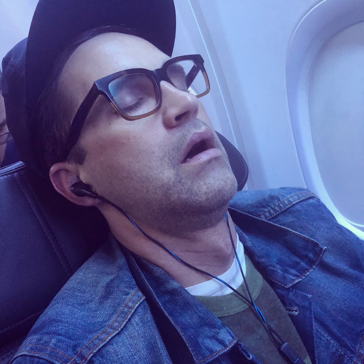 25 best Twitter @rhettmc images on Pholder | See that black cat on my ...