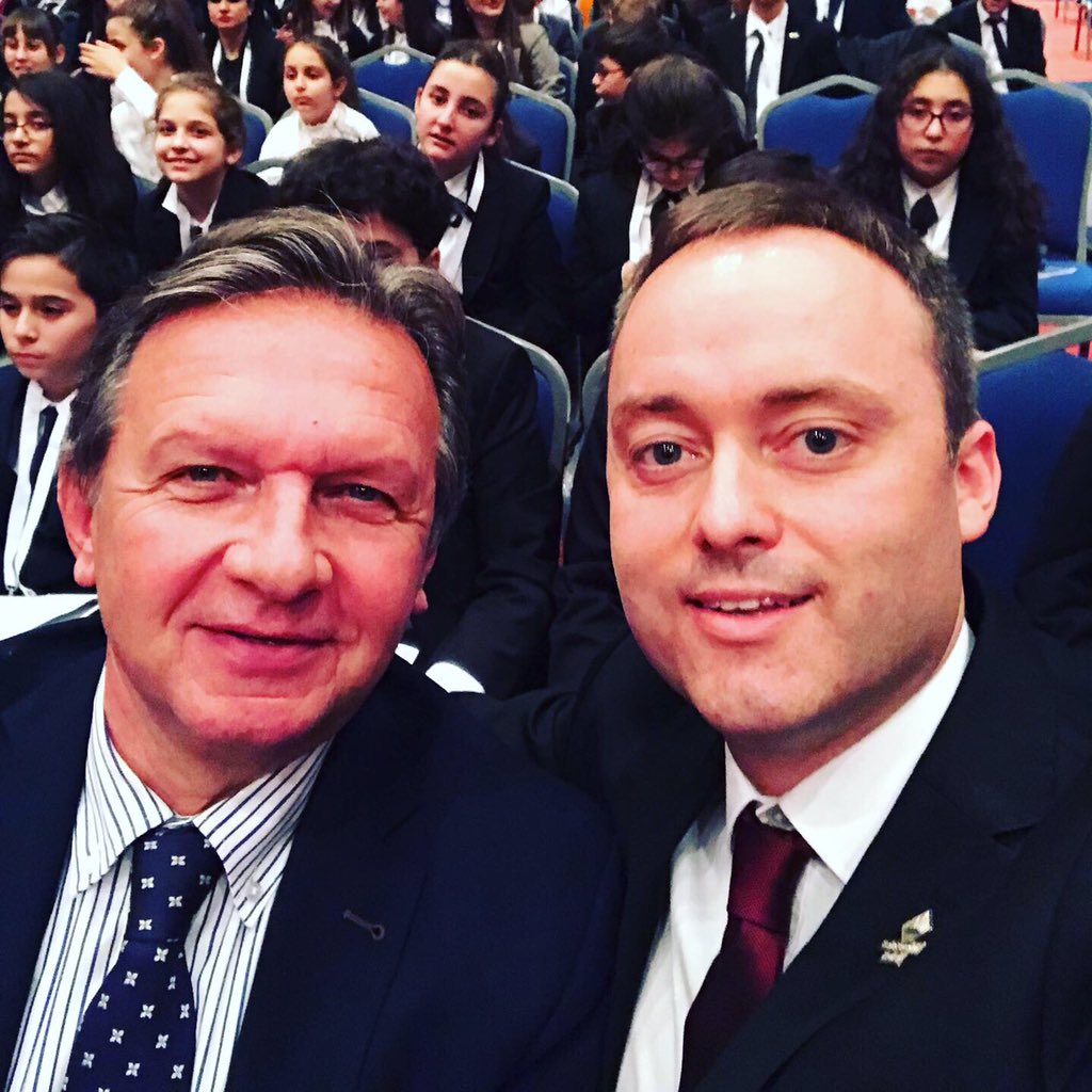 Matthew Benton's Instagram, Twitter & Facebook on IDCrawl