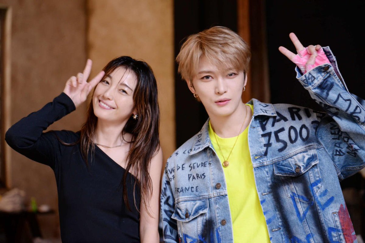 [INFO/PICS] 171025 TV Asahi’s Mascot Go-Chan shares photos in Kim ...