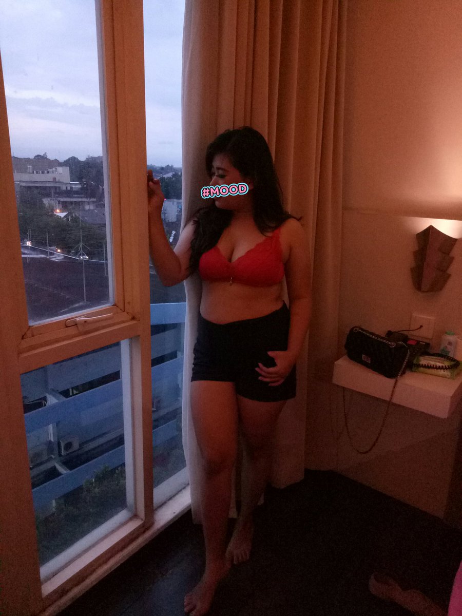 Bojogja (@nadine_santa) | Twitter