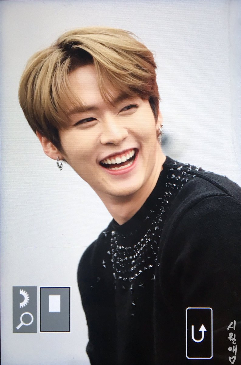 lee know is just...so handsome : r/kpopthoughts