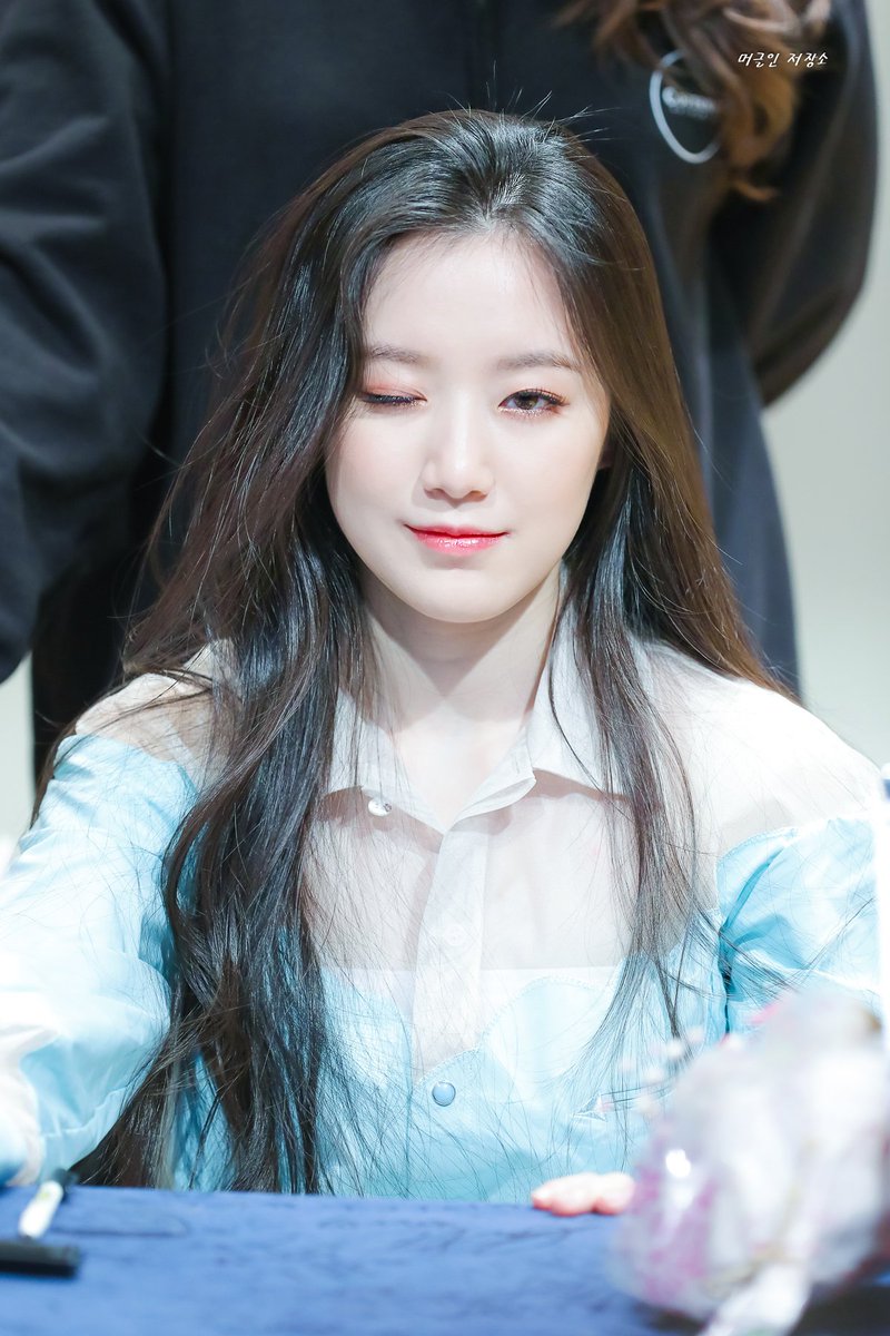 Shuhua | © DGSBColors ||#여자아이들 #G_I_DLE #슈화 #Shuhua | 연예인, 아이들, 아이돌