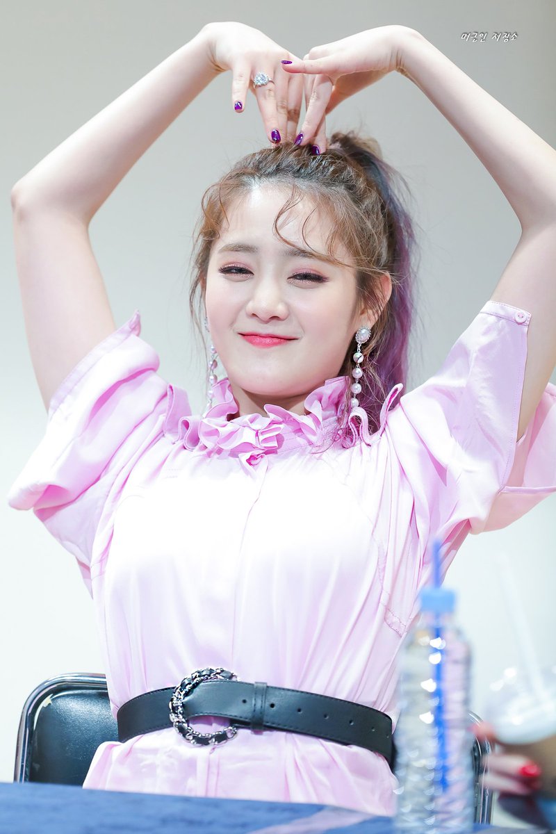 Minnie | © DGSBColors || #여자아이들 #G_I_DLE #민니 #Minnie em 2020 | Soyeon