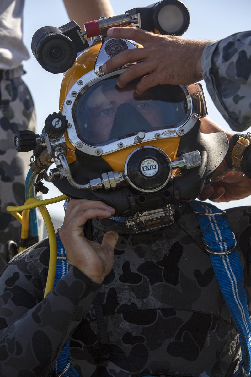 Preparing for Descent ?‍ Able Seaman Clearance Diver Mitchael Passmore ...