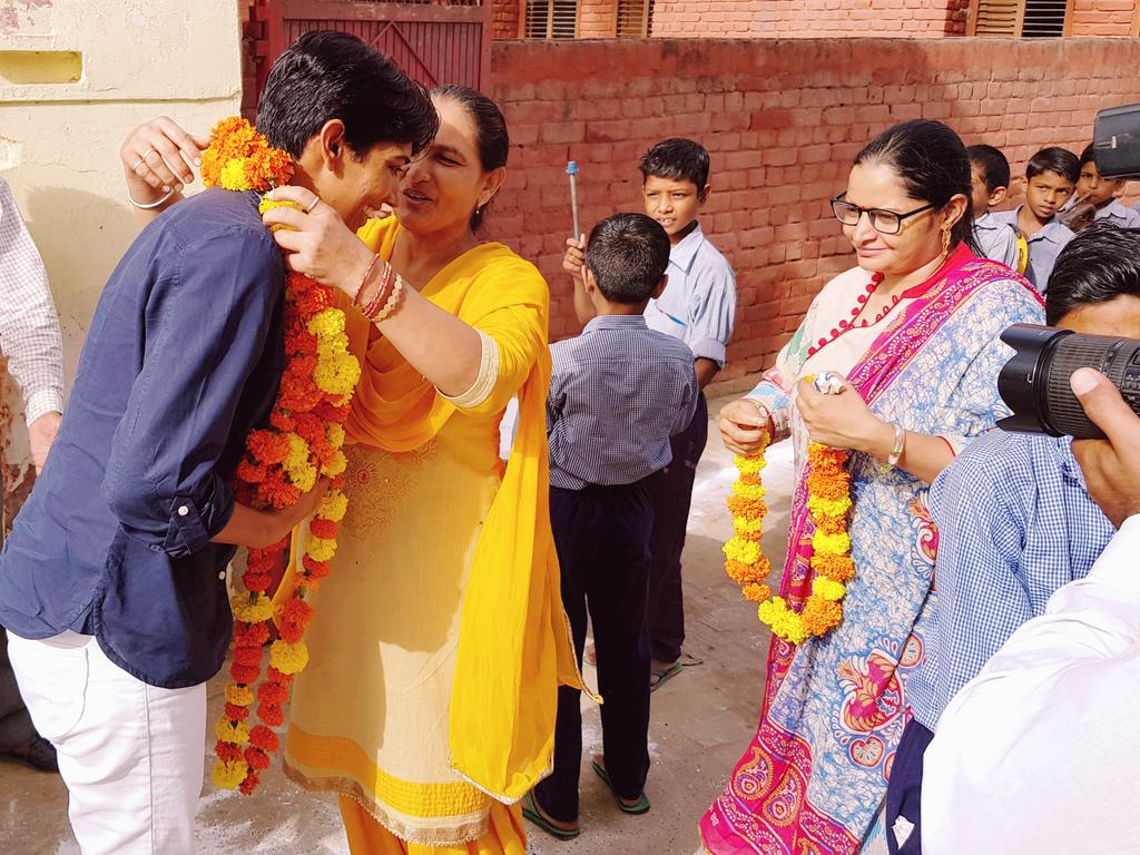 Seema Saroha (@SeemaSaroha1) | Twitter