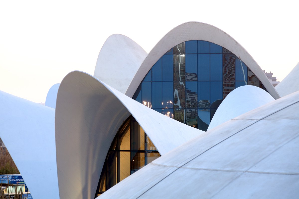 El arquitecto Félix Candela dotó a sus estructuras laminares de ...