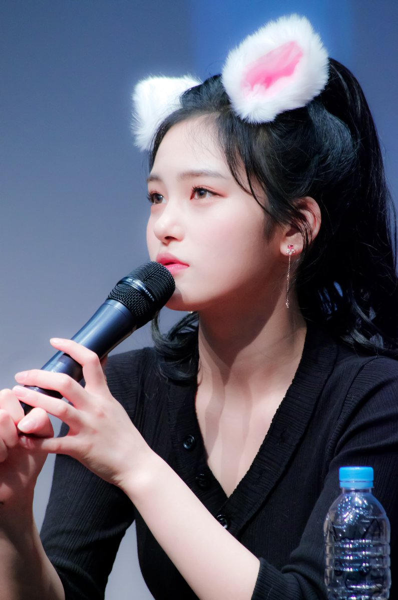 Busters Jisoo – Trang 3 – EYES ON GIRLS