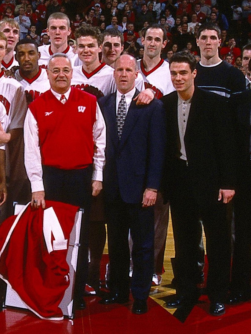 48 best u/badgermbb images on Pholder | Congrats to Tony Bennett, Dick ...