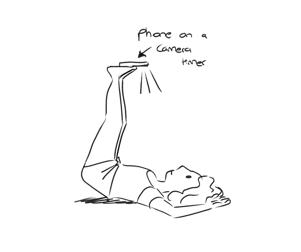 「When you need a reference of a lying down pose but you don't」Chelsey 💙の漫画