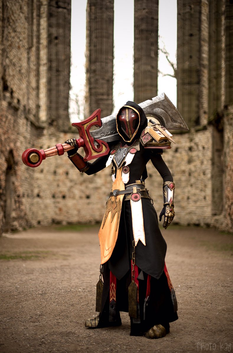 Wow Cosplay Paladin