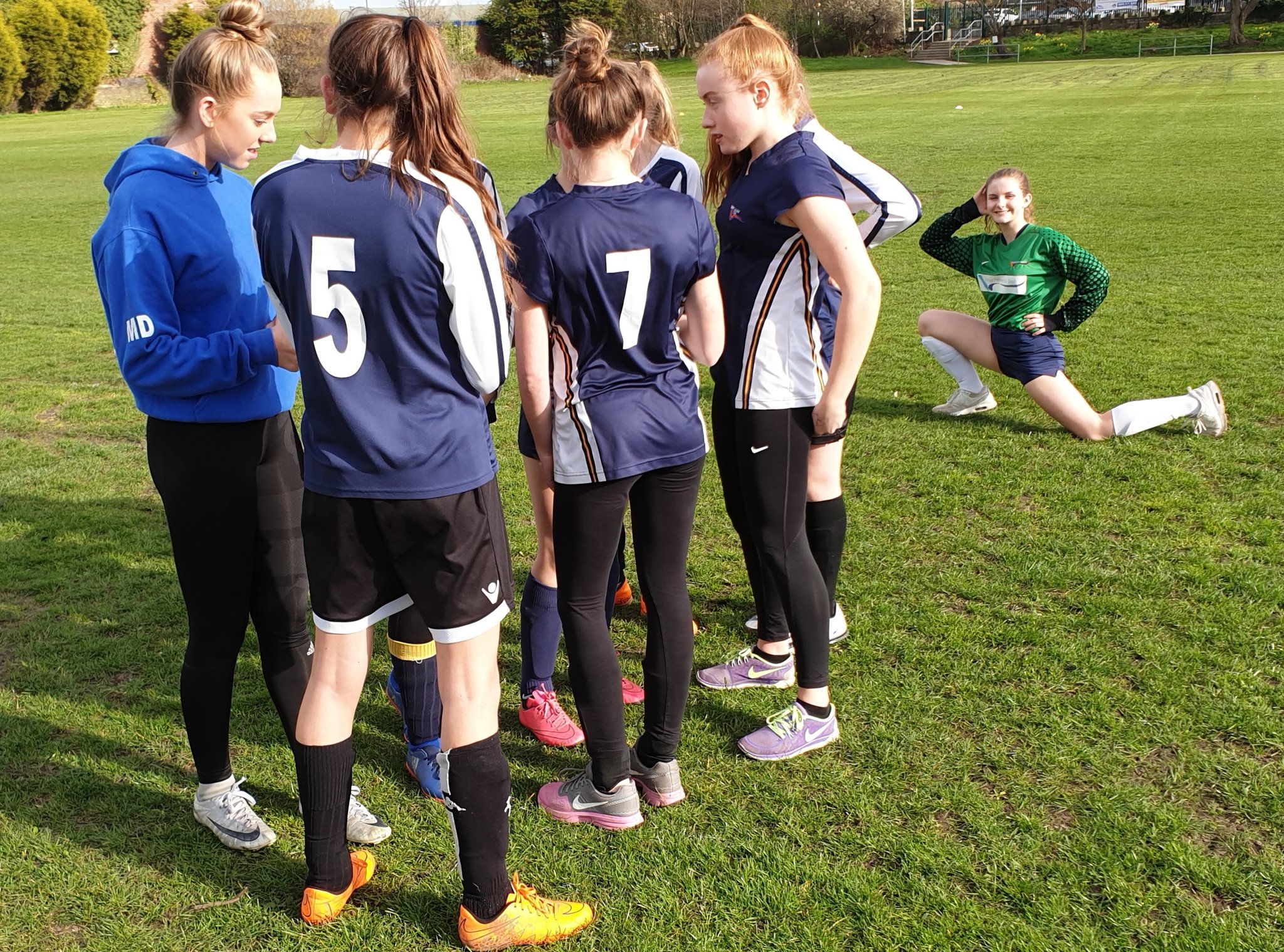 Garforth Academy PE on Twitter: "When everyone else is discussing tactics... 😂 Caoimhe warming ...