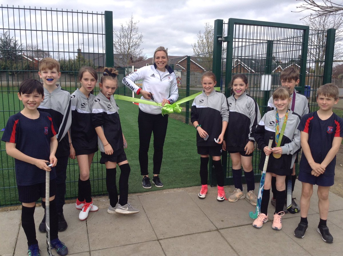 Kate & Helen Richardson-Walsh; Team GB Hockey Gold Medalist - Page 546 ...