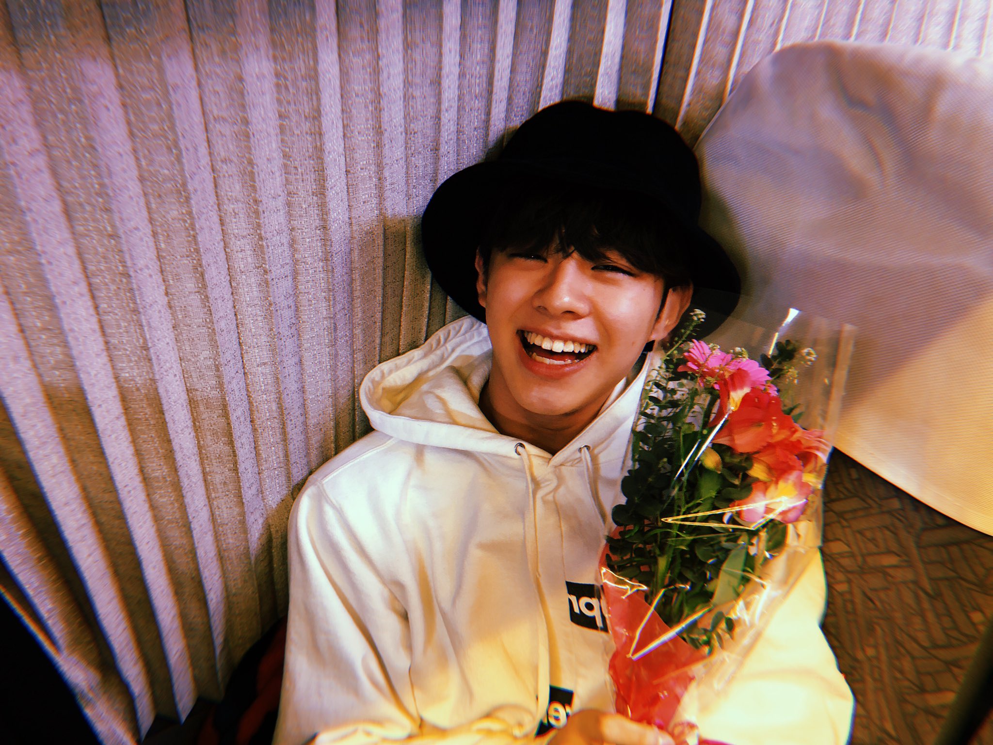 稲井たも on Twitter: "RT @usa_takuma: ツイッタードラマクランクアップしました！ 四月公開開始ですお楽しみに！！！ https://t.co/Qe4HujPnlF ...