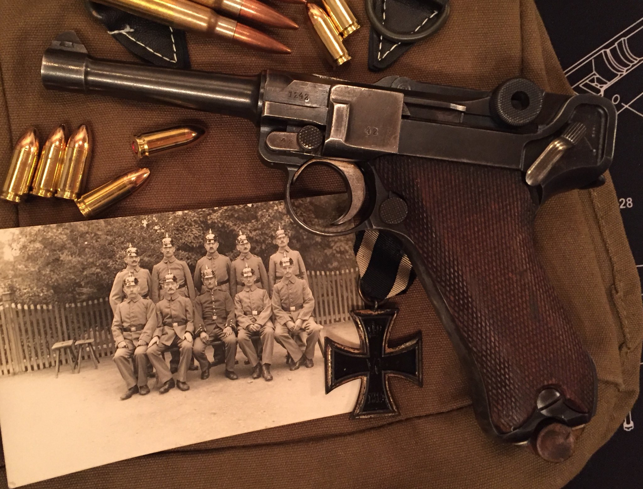 German Luger Wallpaper