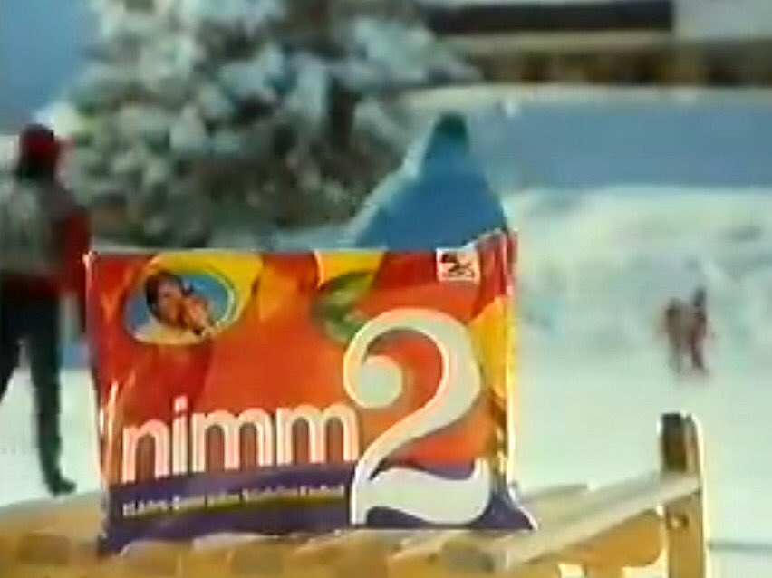 ベルリンうわの空】 https://t.co/z7FZ2mSDAd 新しいエピソードが今日公開になりました。おまたせし」Tetsu Kayamaの漫画