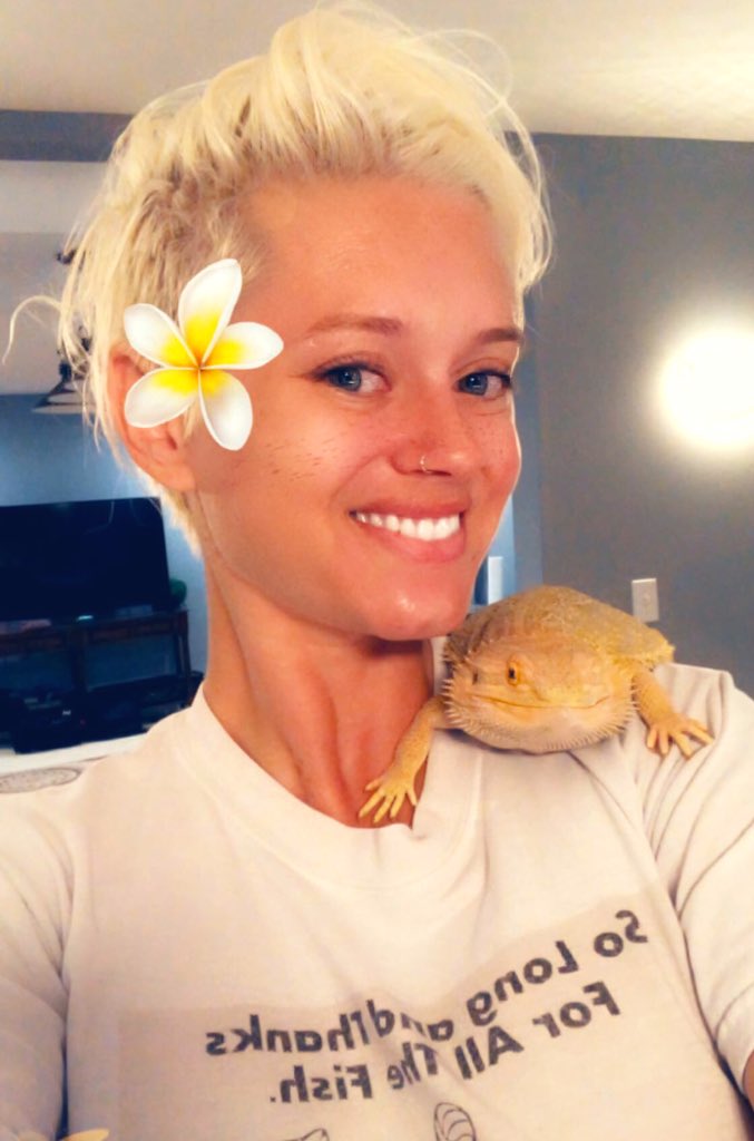 Rebekah Hintzman's Instagram, Twitter & Facebook on IDCrawl