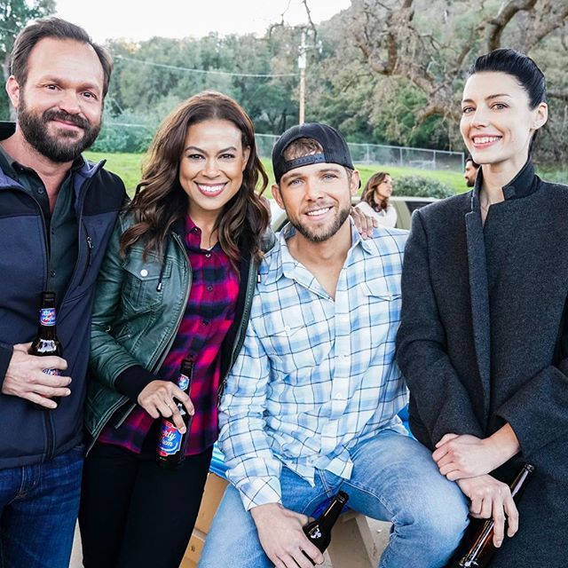 Max Thieriot Siblings