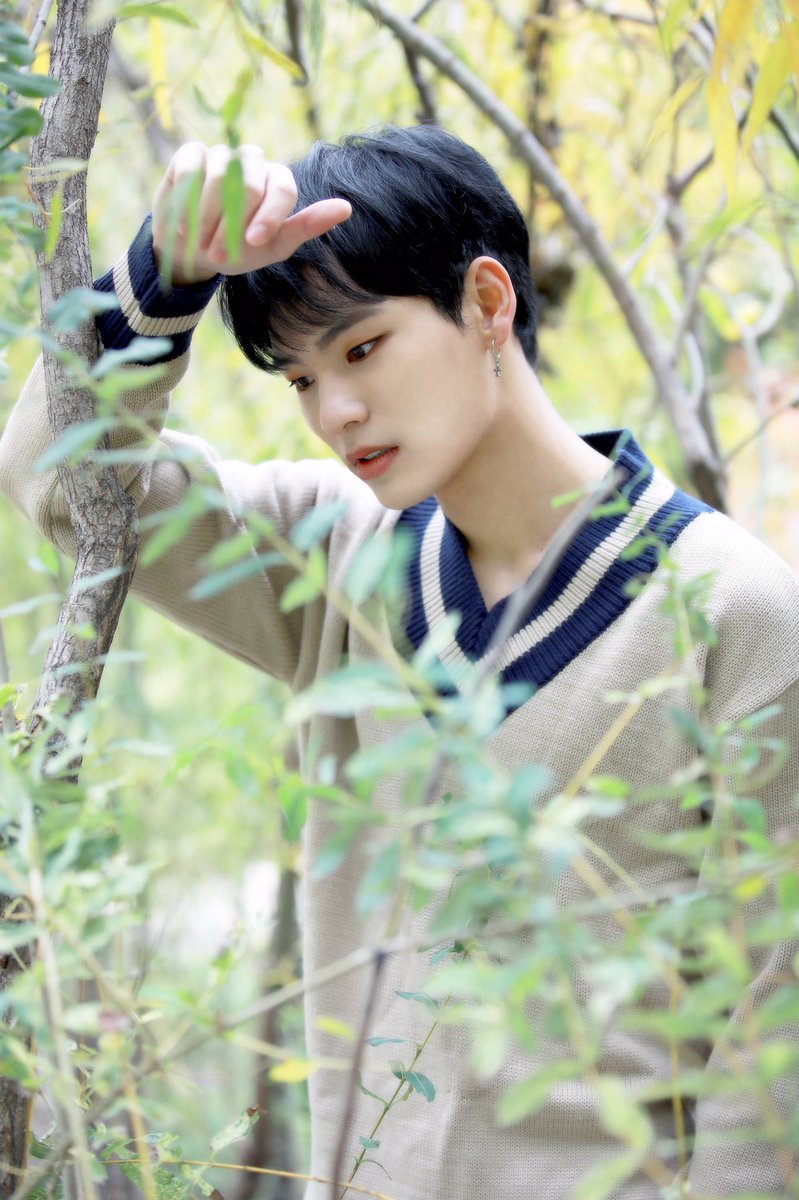 mingming pics 🌖 on Twitter: "— (1/3) 190401 天加一文化传媒 weibo update with mingming #yaomingming #姚明明 ...