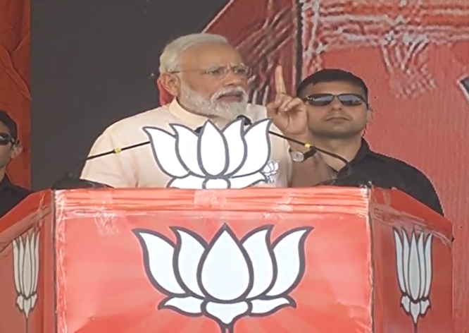 Modi rallies today LIVE: Do you support Omar Abdullah on separate prime ...