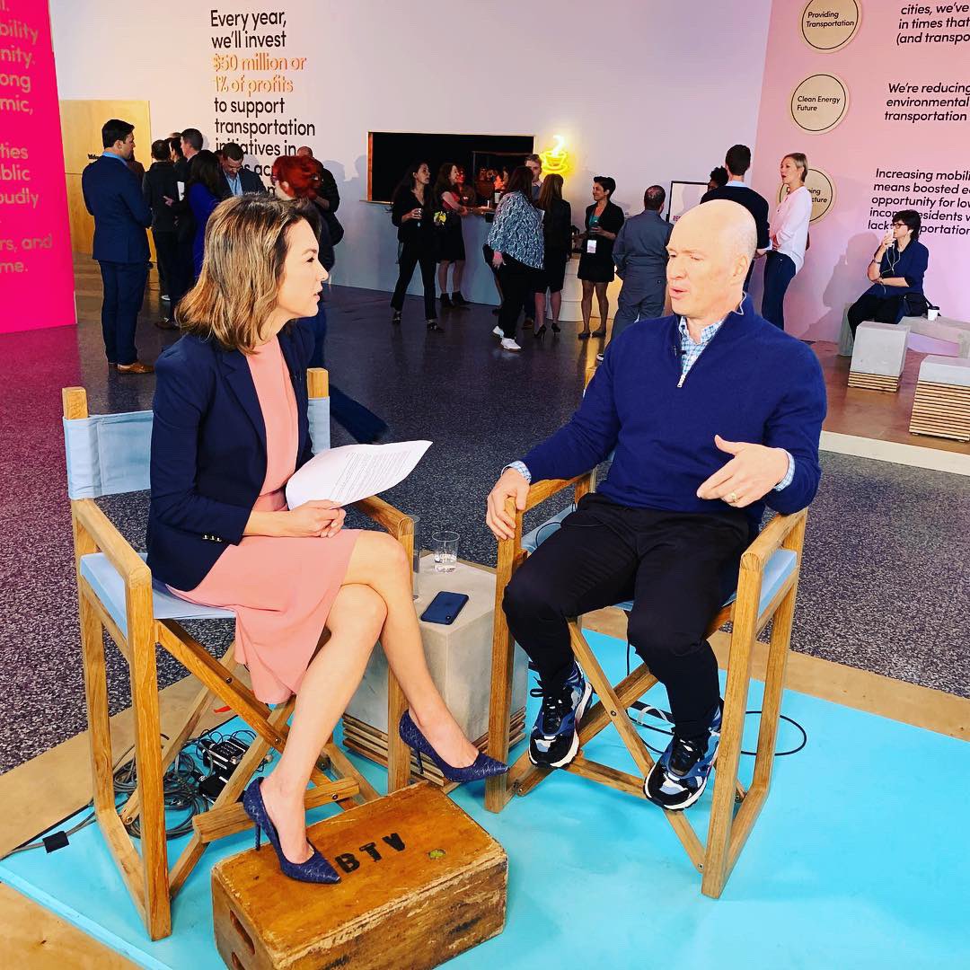 Emily Chang Bloomberg Legs