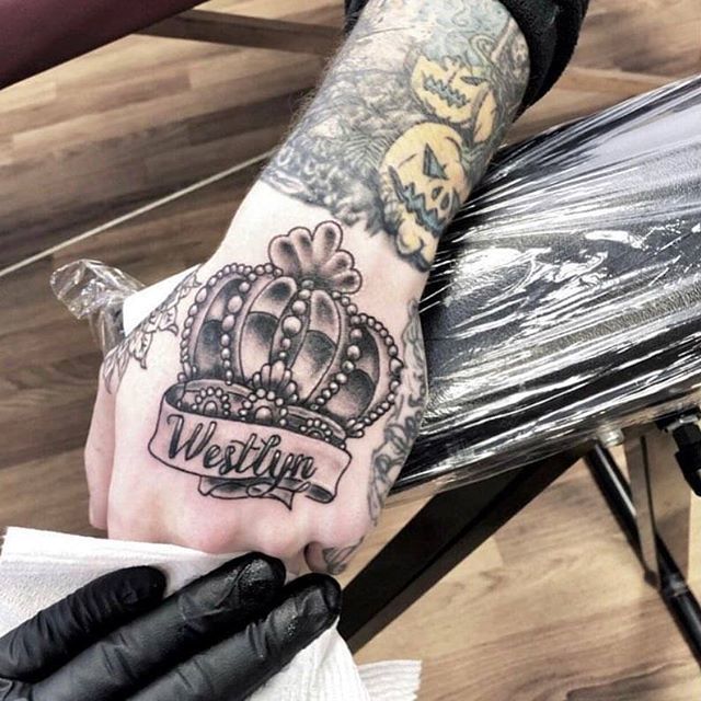 Crown Tattoos On Hand