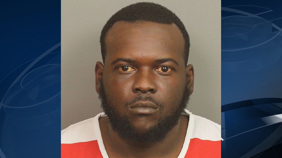 28-year-old Ronnie Lee Williams Jr has been arrested for shooting a 15 ...