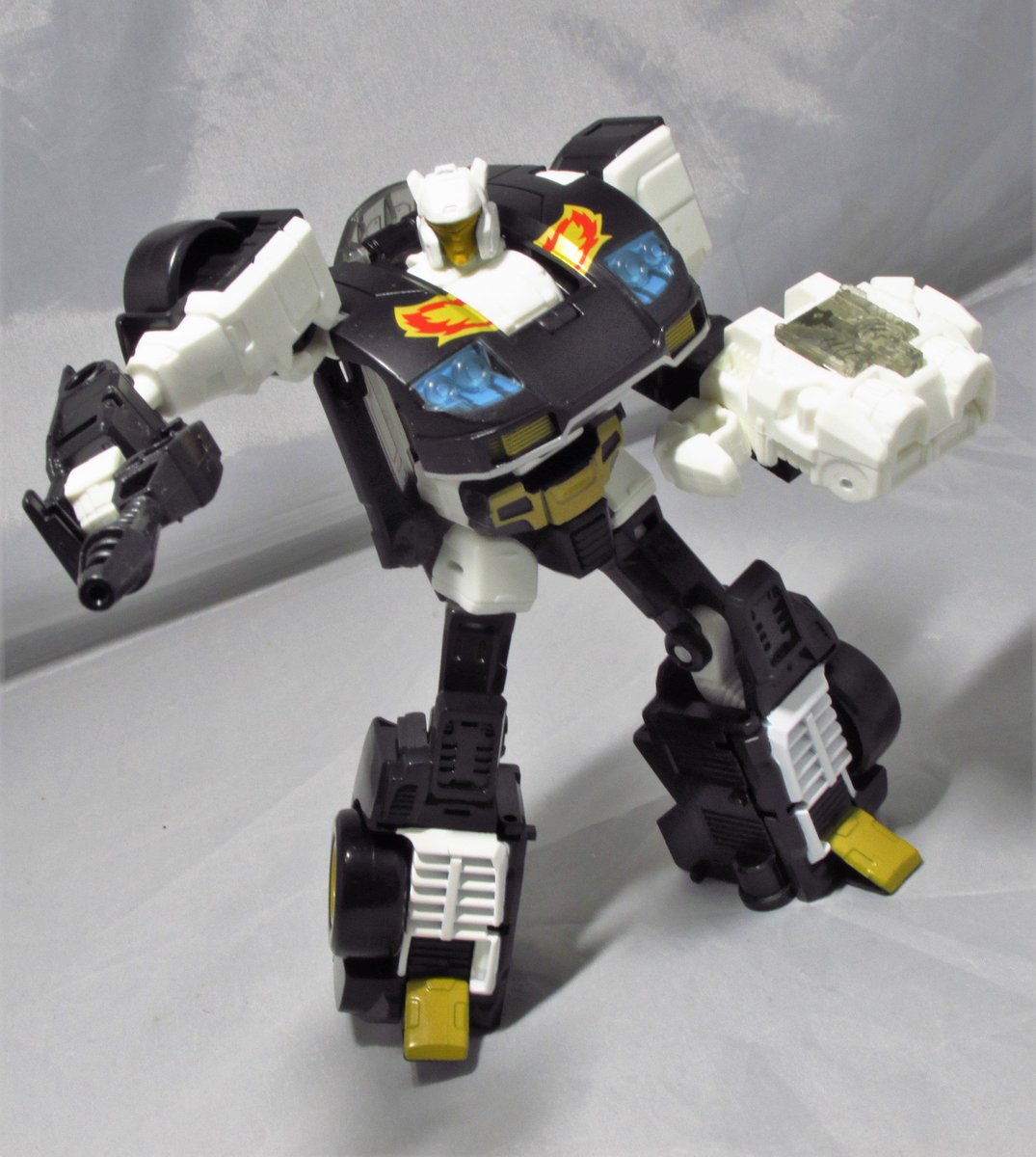 Generations Selects - First Photos | Page 31 | TFW2005 - The 2005 Boards