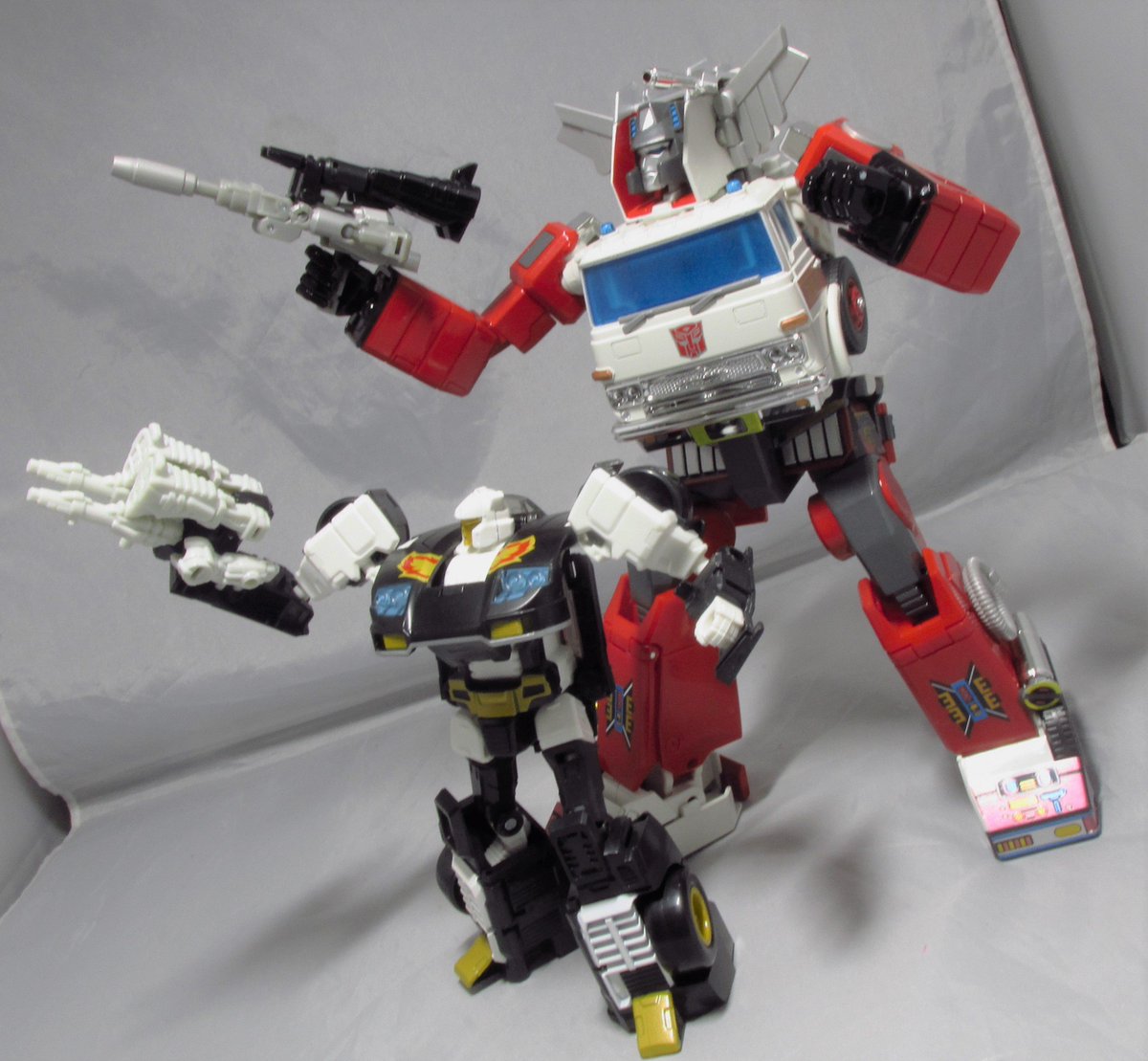 Generations Selects - First Photos | Page 31 | TFW2005 - The 2005 Boards