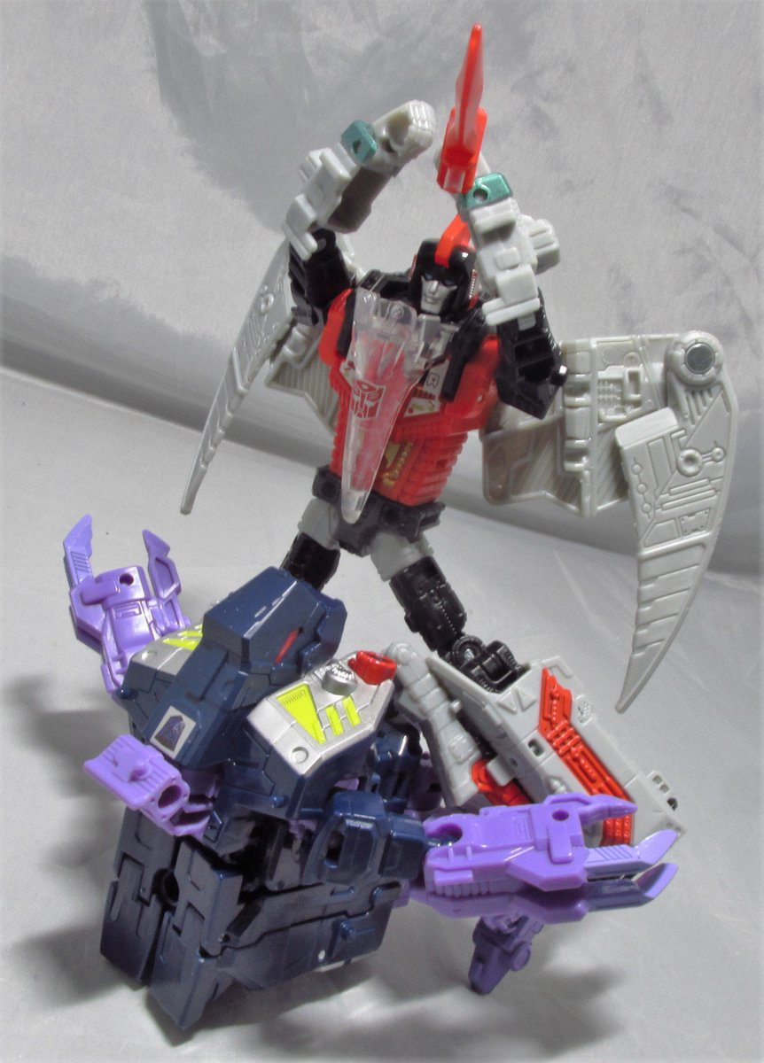 Generations Selects - First Photos | Page 31 | TFW2005 - The 2005 Boards