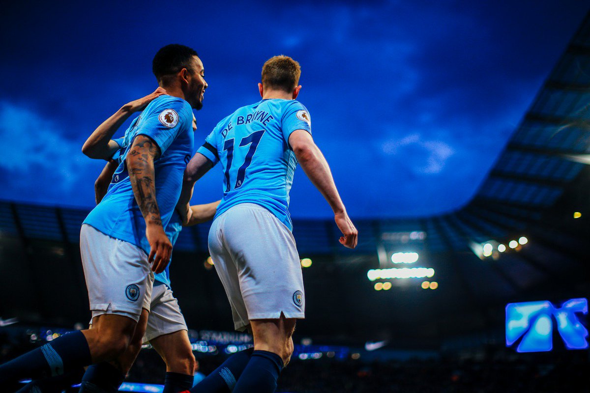 433 best Twitter @mancity images on Pholder | Lovely day at The Valley 😍