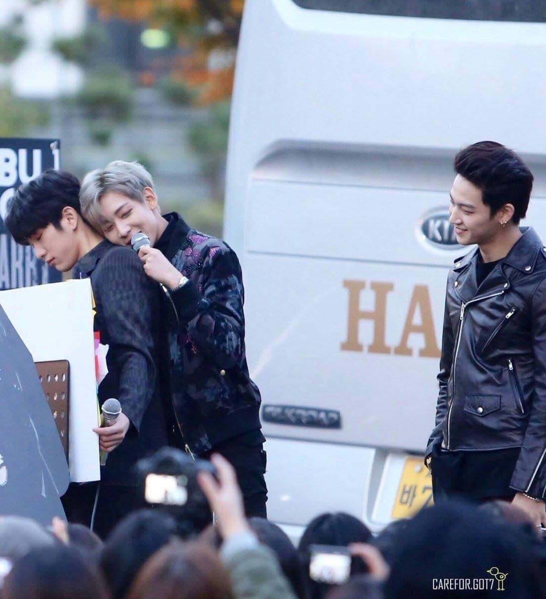 🎀BB💝BamBam 🎀 on Twitter: "ชอบความอบอุ่นนี้จัง #GOT7BillboardTopSocialArtist…