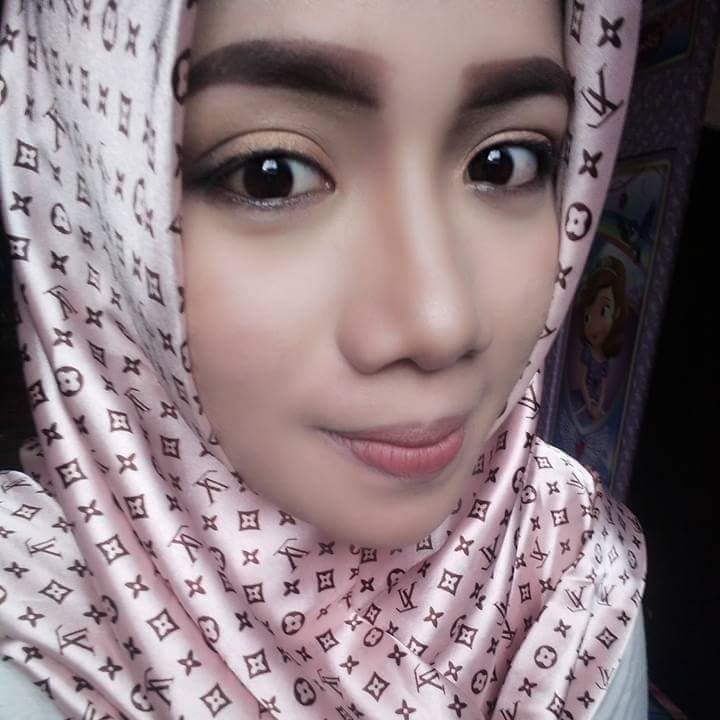 Kimcil Jilbab