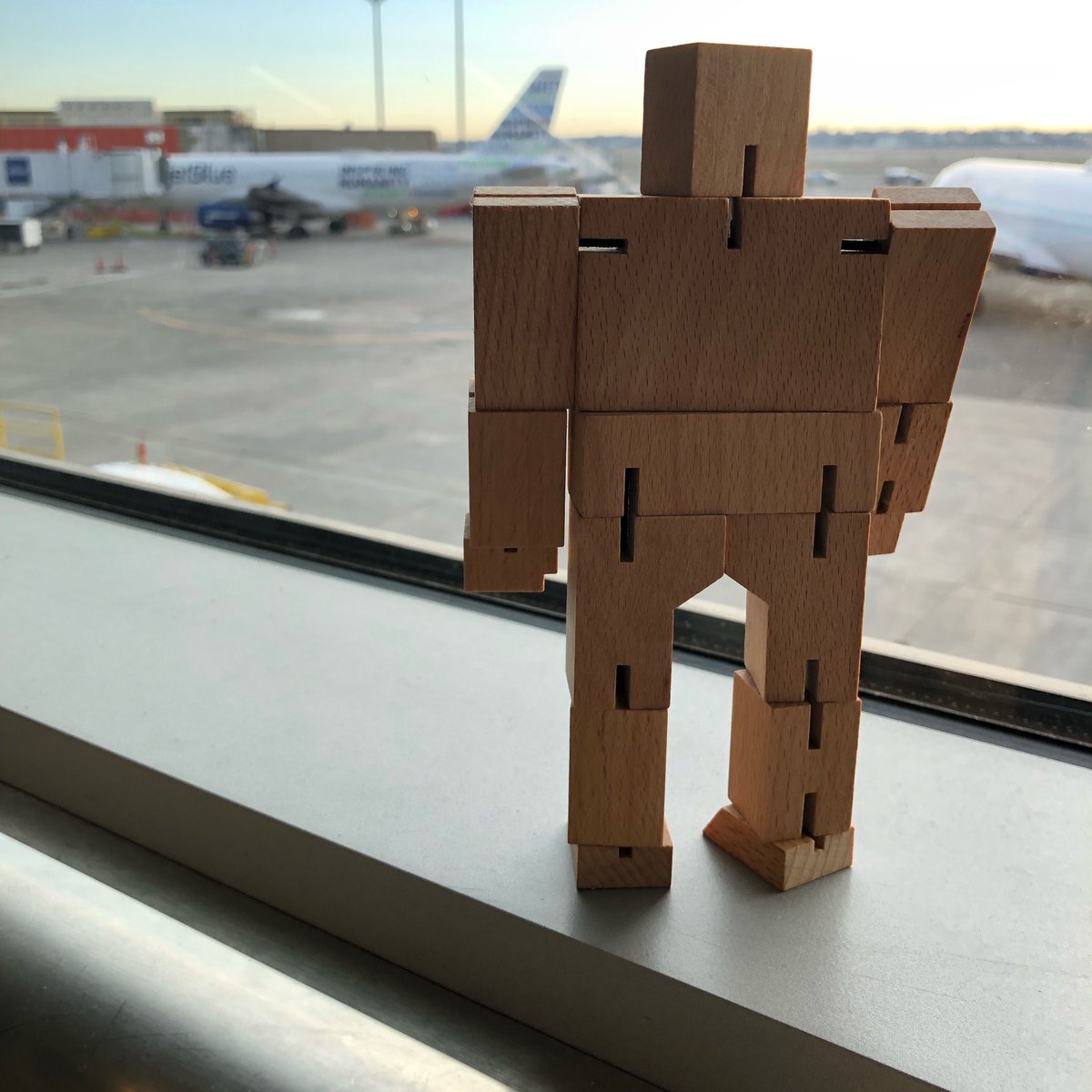 #StructureBot (@Structure_Bot) | Twitter