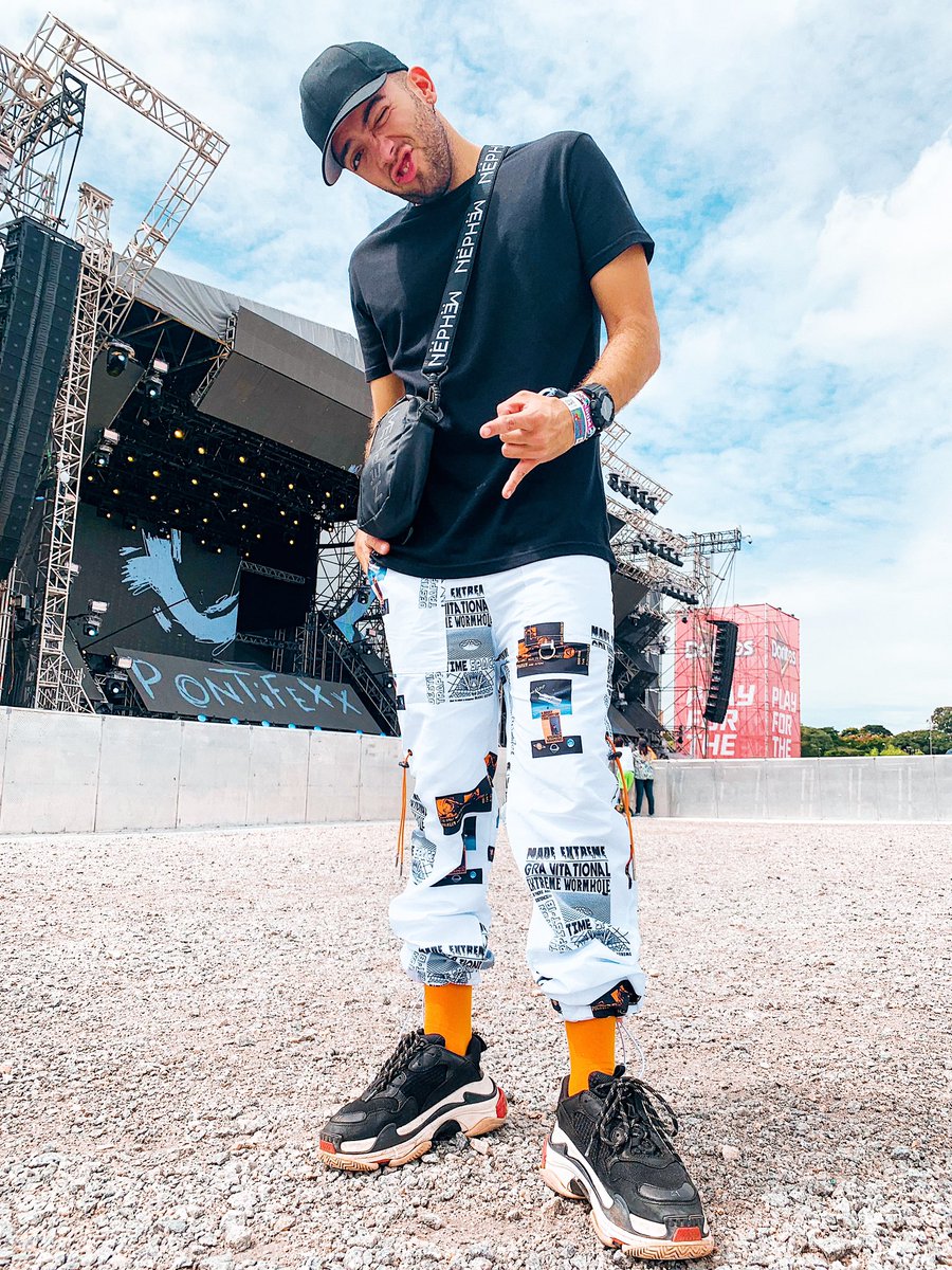 47 best Boooooom images on Pholder | Customhearthstone, Noisygifs and Pics