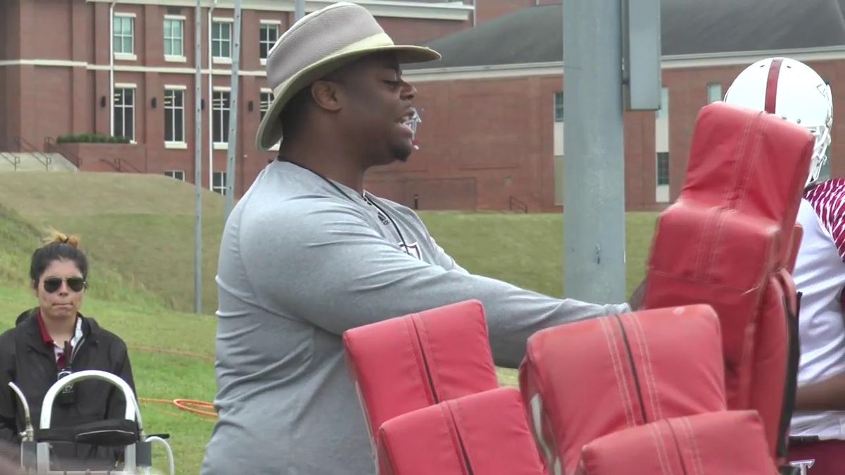 53 best Twitter u/troytrojansfb images on Pholder | 🎙⬆️ with Davern ...