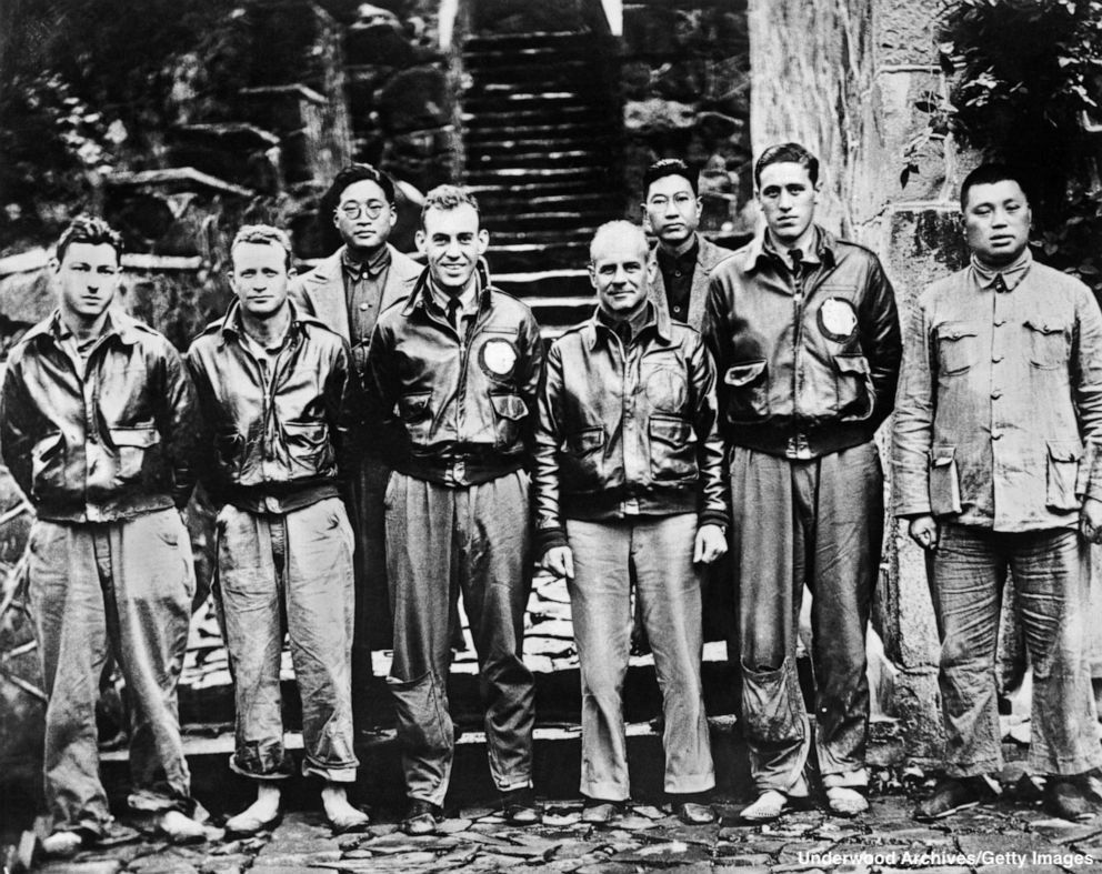 Retired Lt. Col. Richard E. Cole, the last surviving Doolittle Raider ...