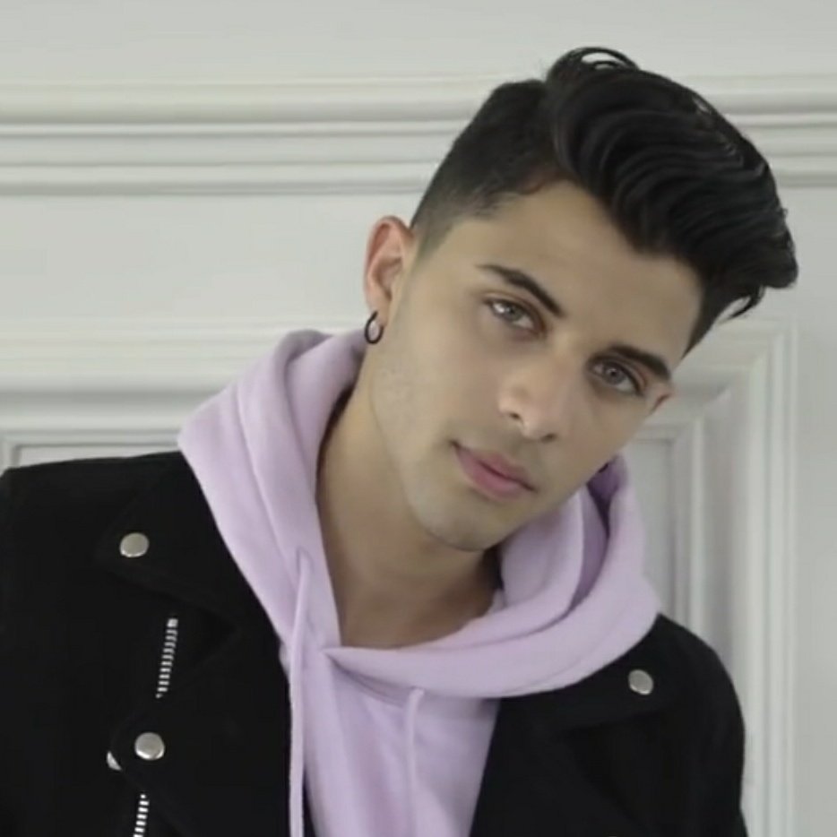 Eric Colon's Instagram, Twitter & Facebook on IDCrawl