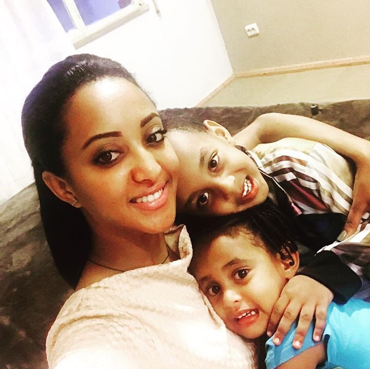 Model Etsehiwot Abebe