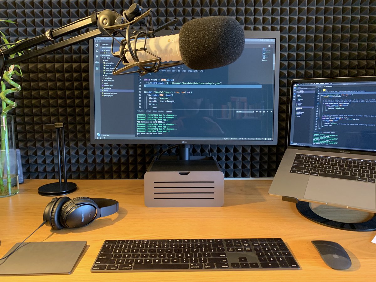 Jonas Schmedtmann on Twitter: "Might do that on a v2 of the course, but not on launch time, sorry…