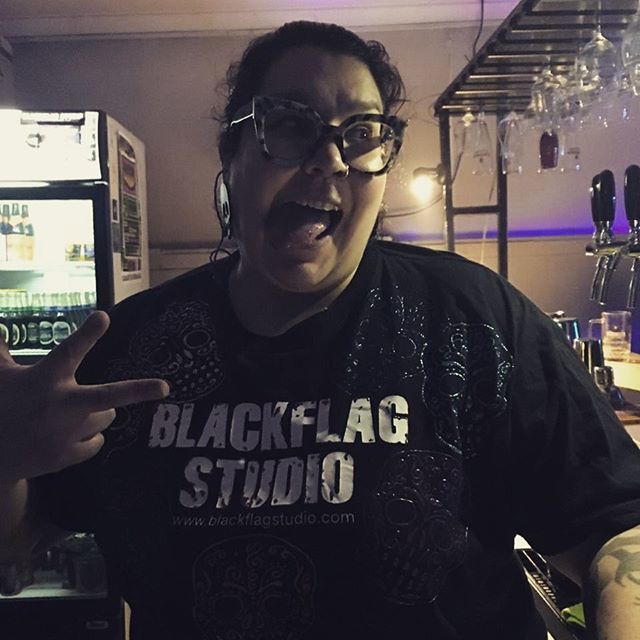 Blackflag Studio on Twitter: "Mi querida amiga Dany @mibardemusica #wearblackflag @kalaka_drinks ...