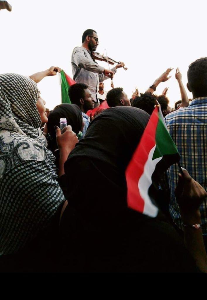 The below thread is a post written by Opheera McDoom @Opheera she is ...