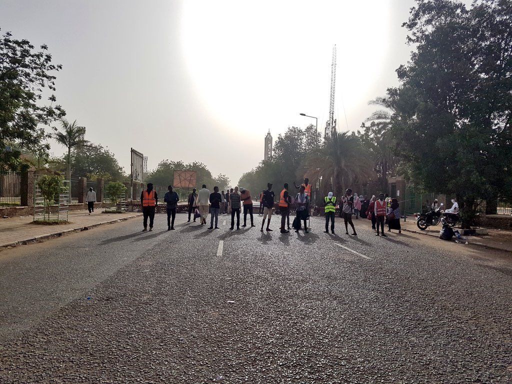 The below thread is a post written by Opheera McDoom @Opheera she is ...