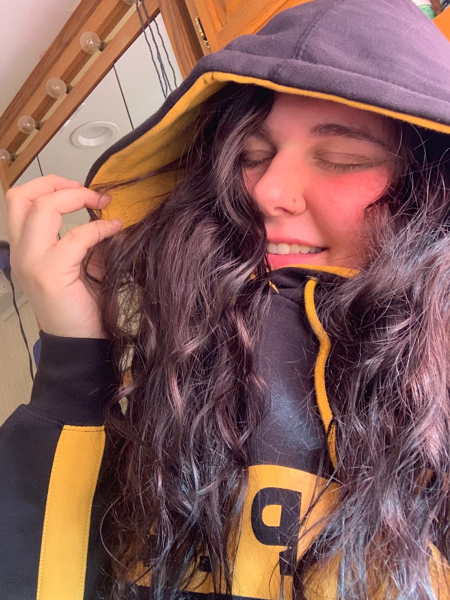 Jennifer Sam's Instagram, Twitter & Facebook on IDCrawl