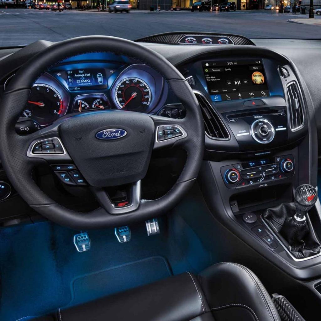 Ford Focus St Black Interior